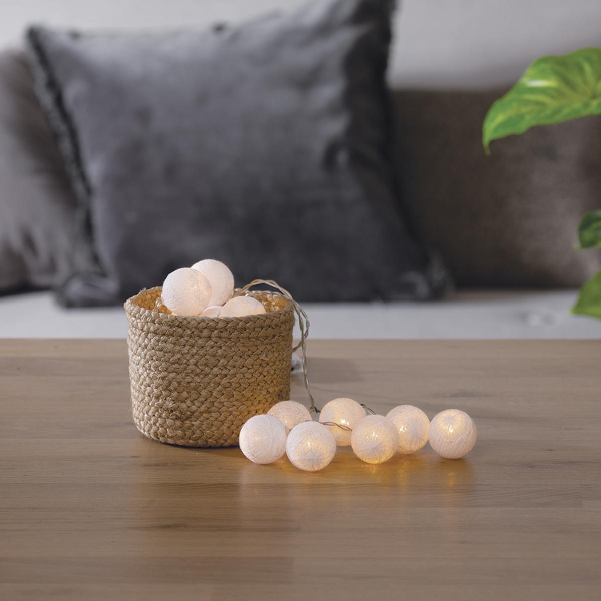 LED string lights with 16 balls, battery operated - ATMOSPHERA Official ...